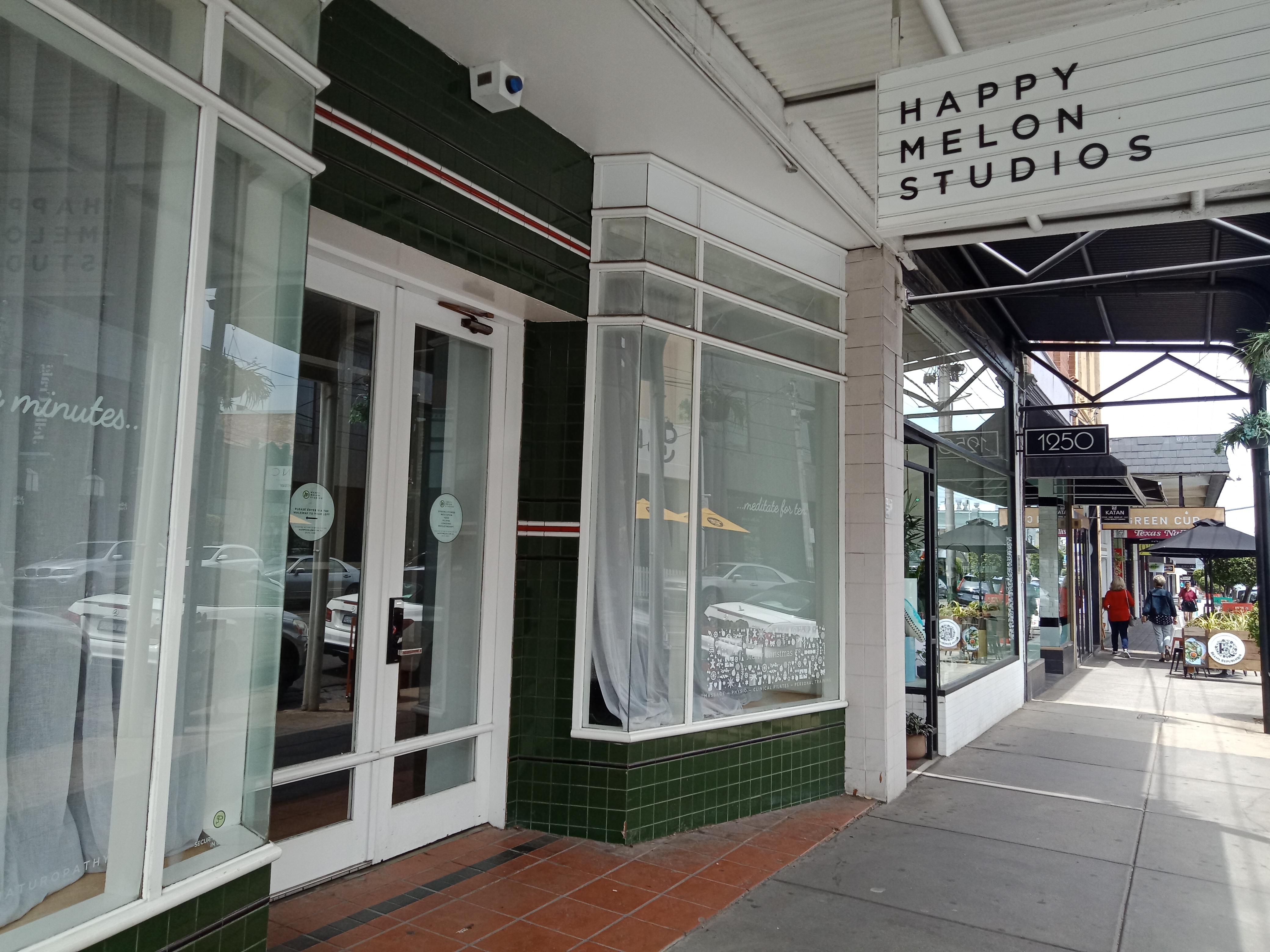 Happy Melon Studios - High Street - Armadale | Massage | Bookwell