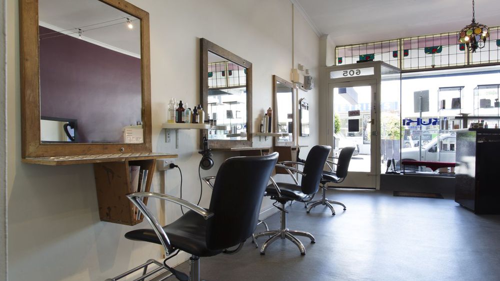 Kuki Hair Design - Elsternwick | View Services | Bookwell