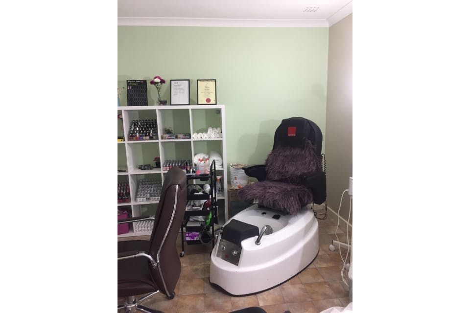 Ravishing Lashes And Nails - Koondoola | Eyes, Brows & Lashes | Bookwell